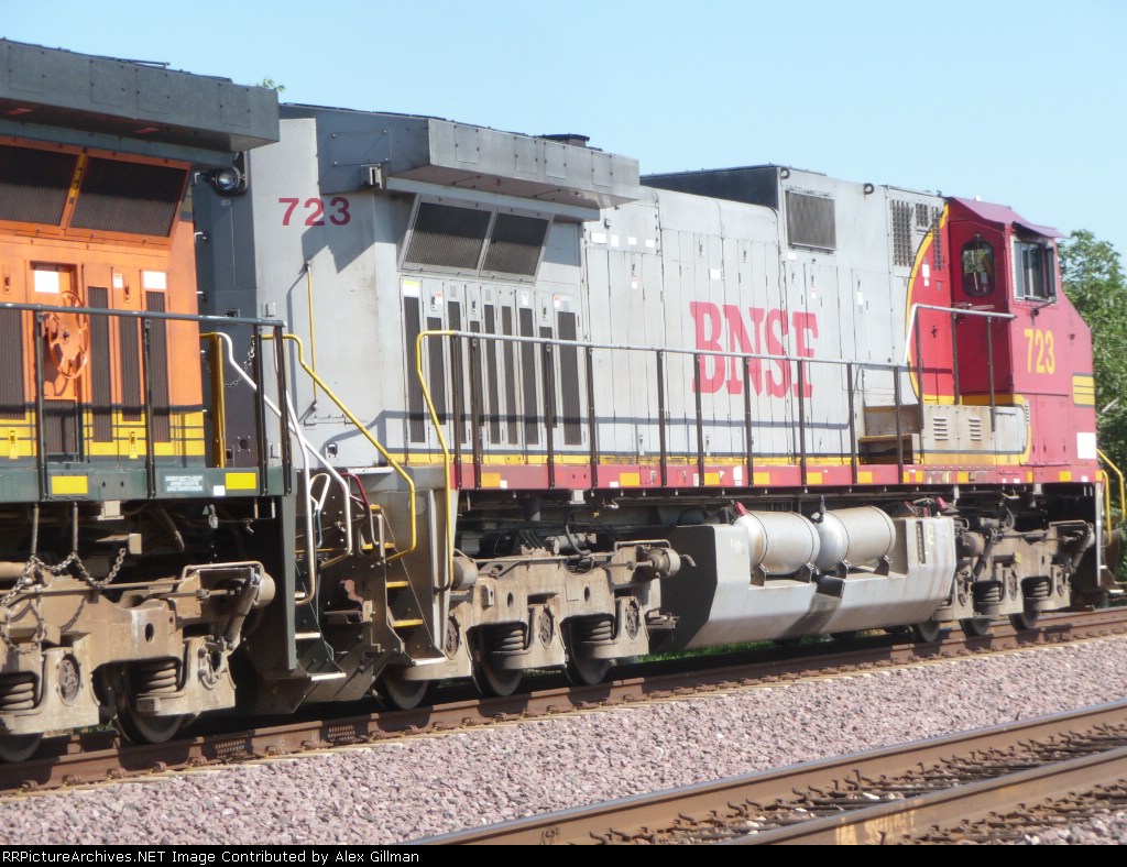 BNSF 723 West